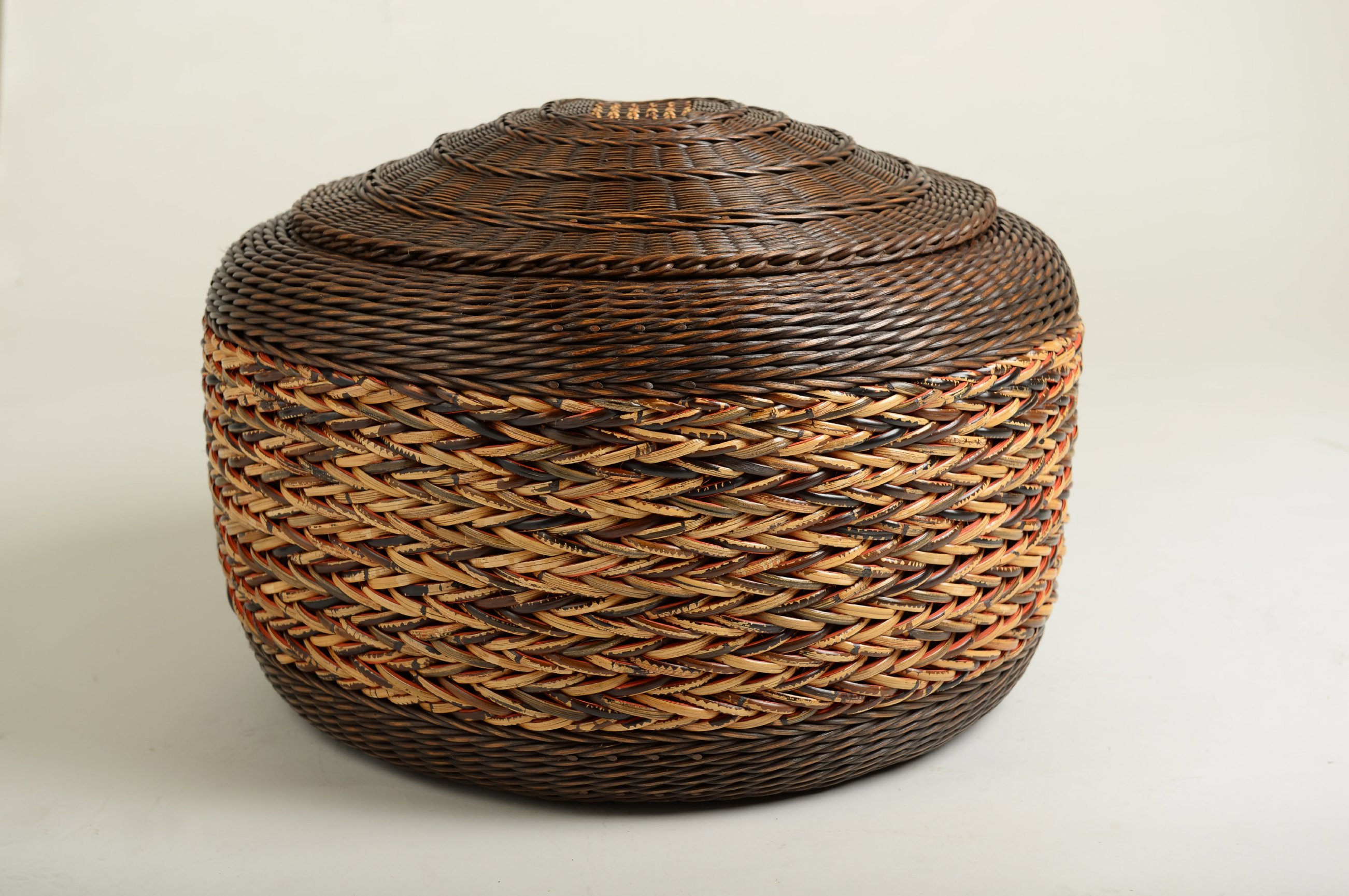 LIDDED BASKETS - Tinay Studio