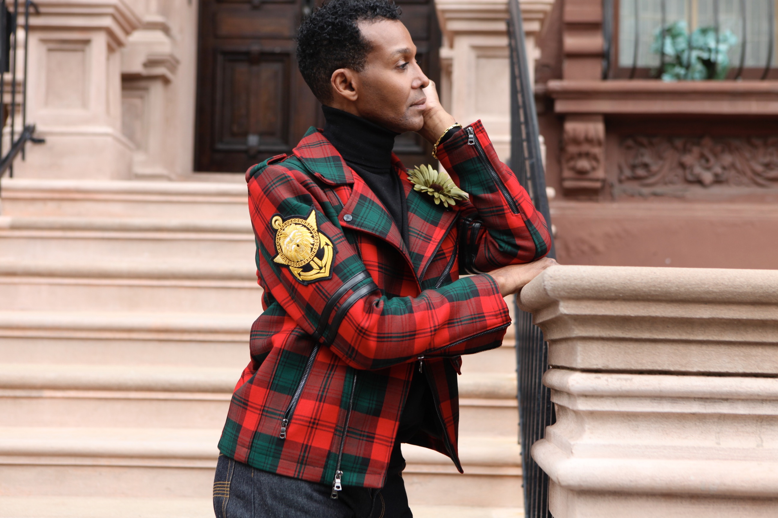 Dwight Eubanks - Purple Door Salon