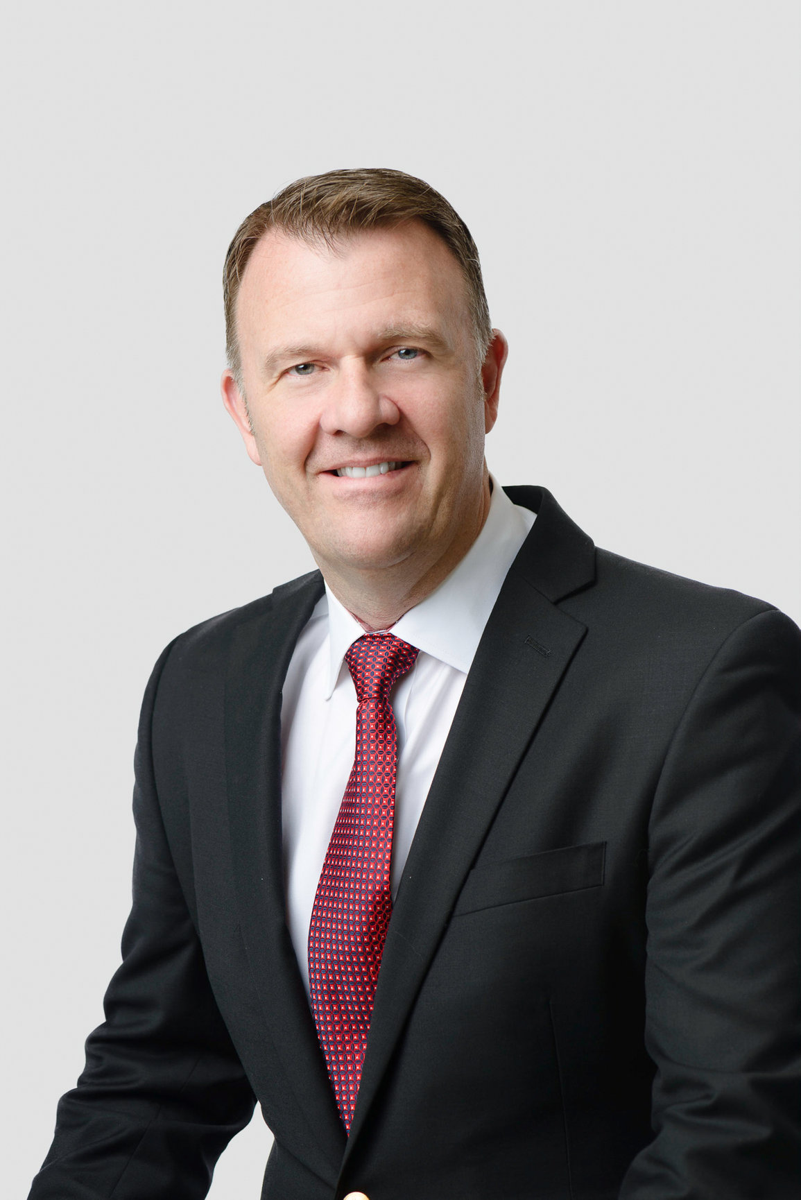 Executive Headshots for GoldenPass LNG in Houston - Lindsey Janies ...