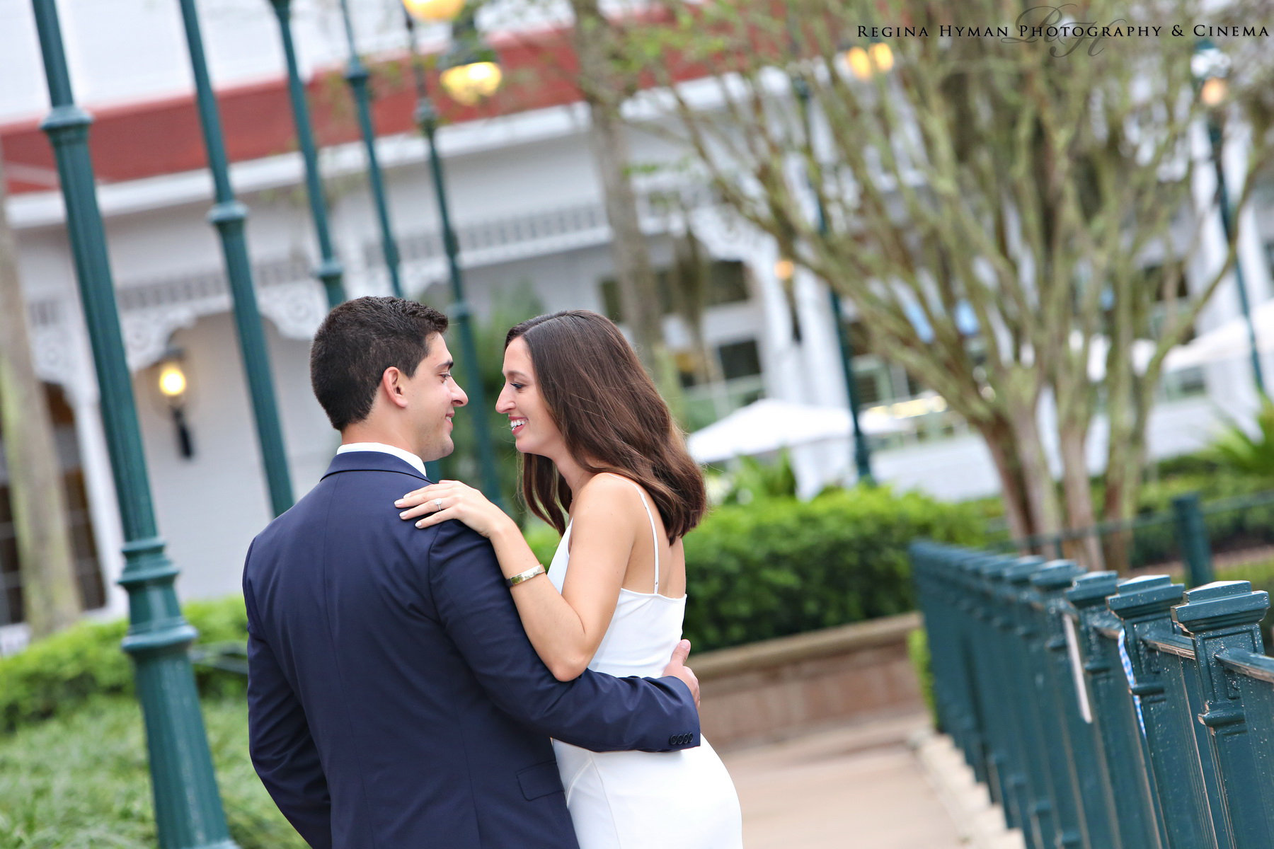 Disney's Grand Floridian & Spa and Polynesian Resort Engagement Session ...
