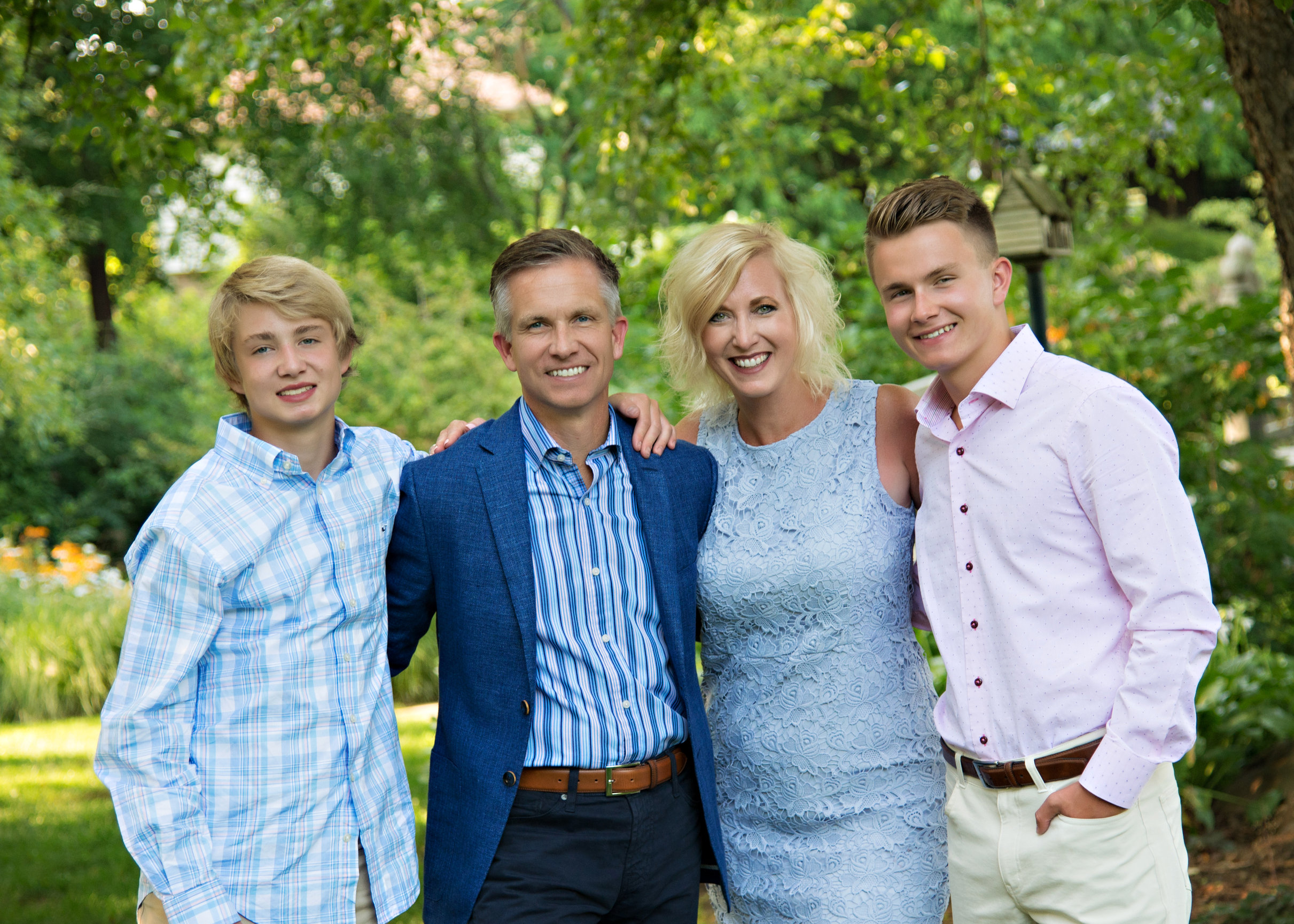 Free Family Session! - Kari Douma Photography