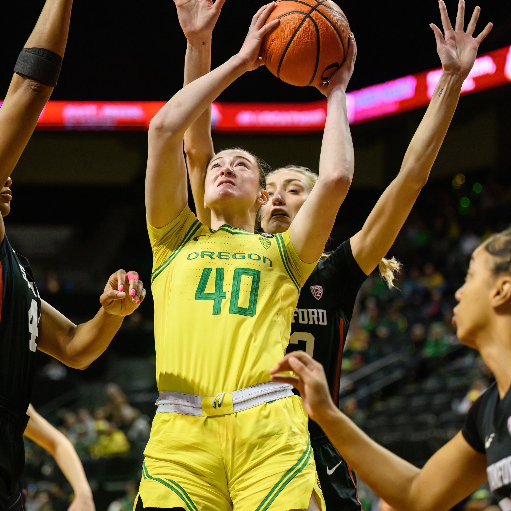 Senior day for the Oregon Ducks Womens Basketball Team