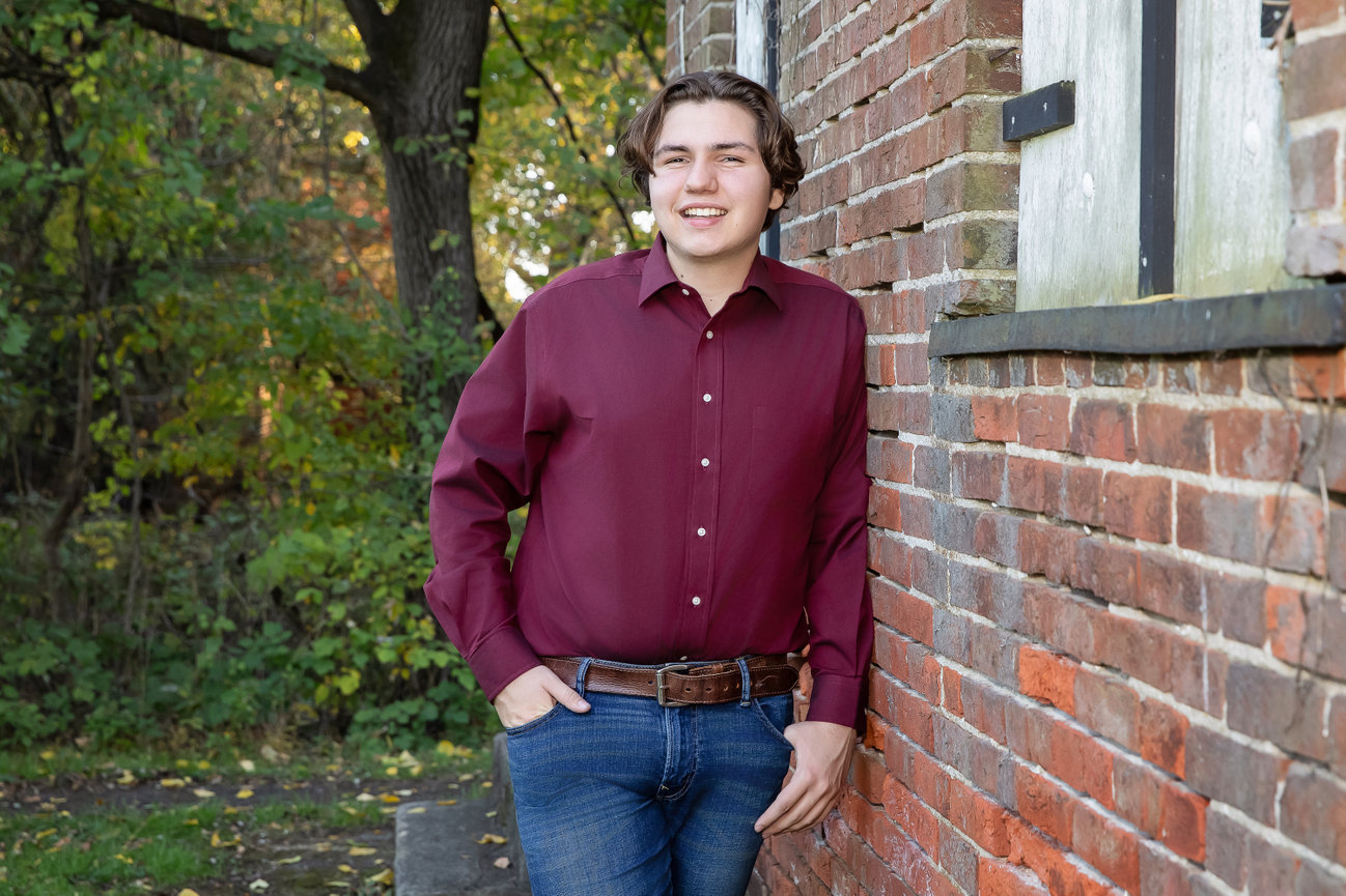 Embrace the Fall: Andrew’s Ultimate Senior Session Spotlight - Lisa ...