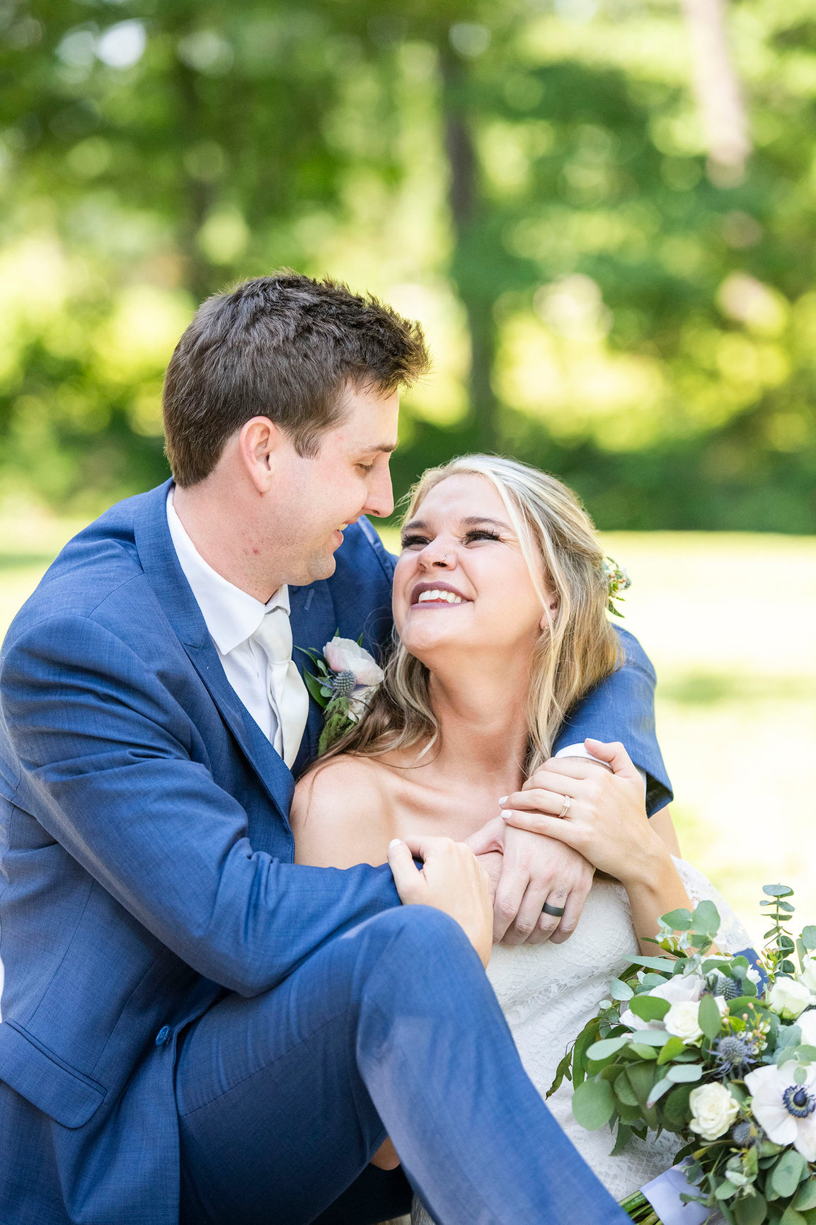 Laken & Andy I Barn at Shady Lane - Lynn Cummings Photography