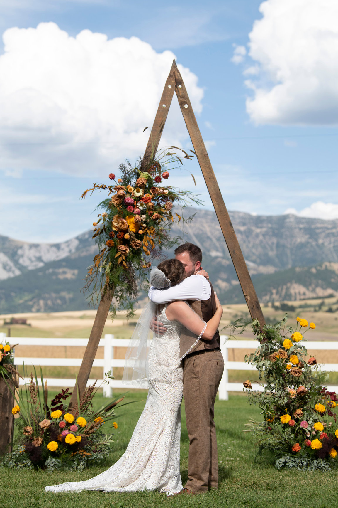 Mackenzie and Jason - Wedding at Roy's Barn in Bozeman, Montana ...