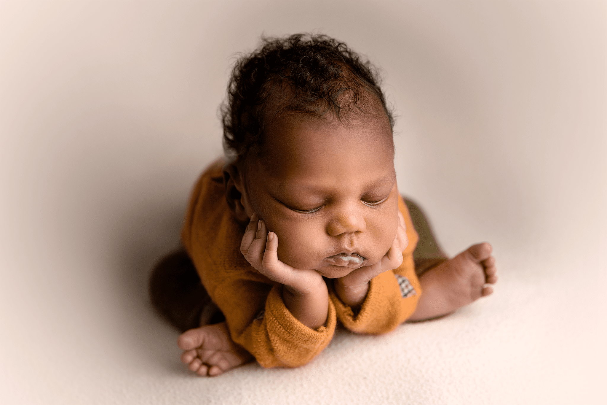 Mastering Newborn Froggy Pose, A Step-by-Step Guide to Safe and ...