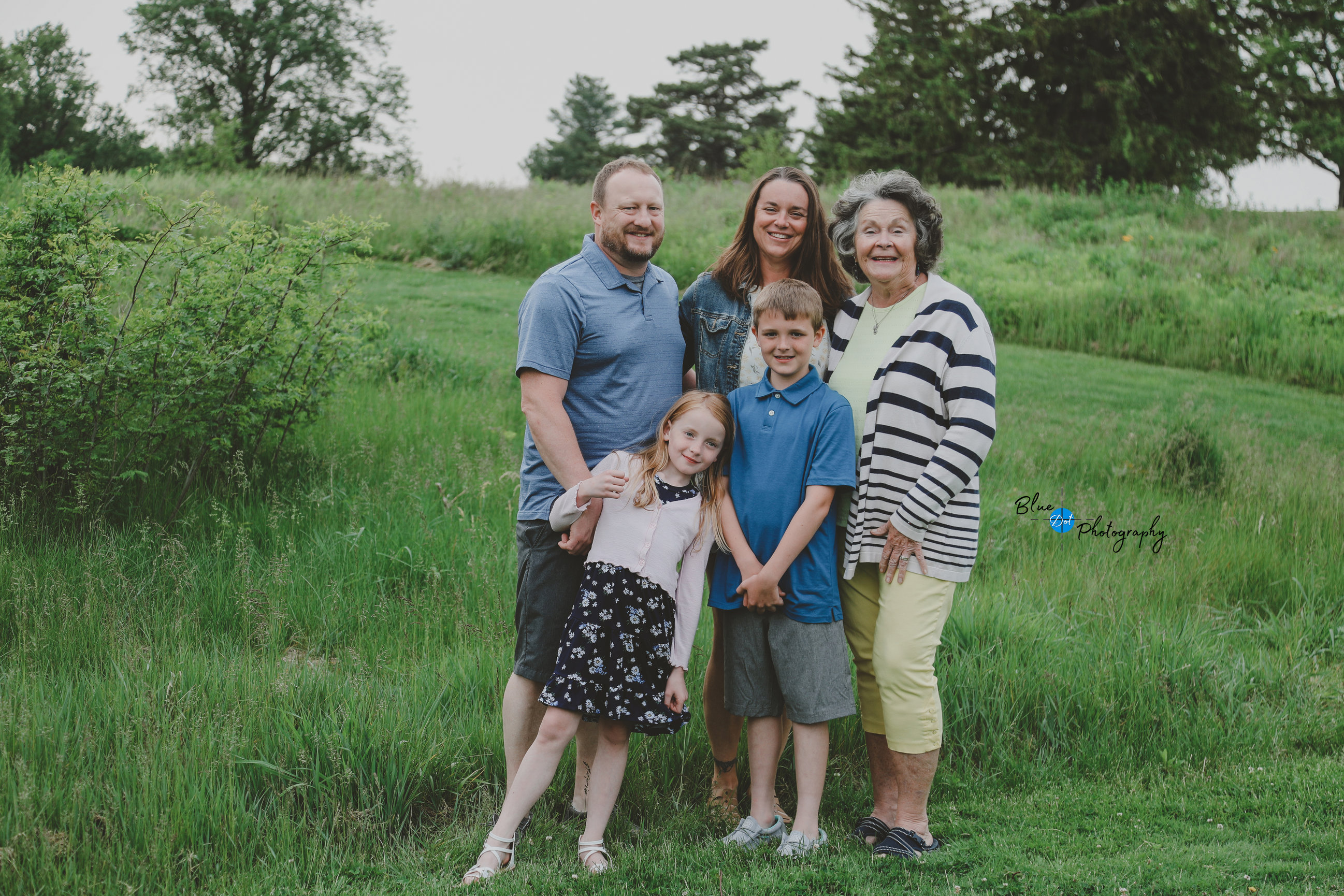 Sneak peek of The Larson Family Portraits! - Blue Dot Photography