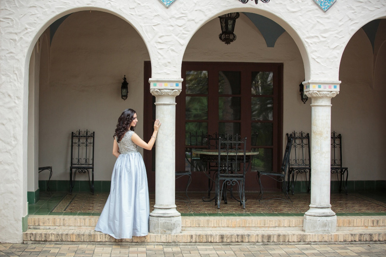 Senior Portraits - Studio Benton Photography