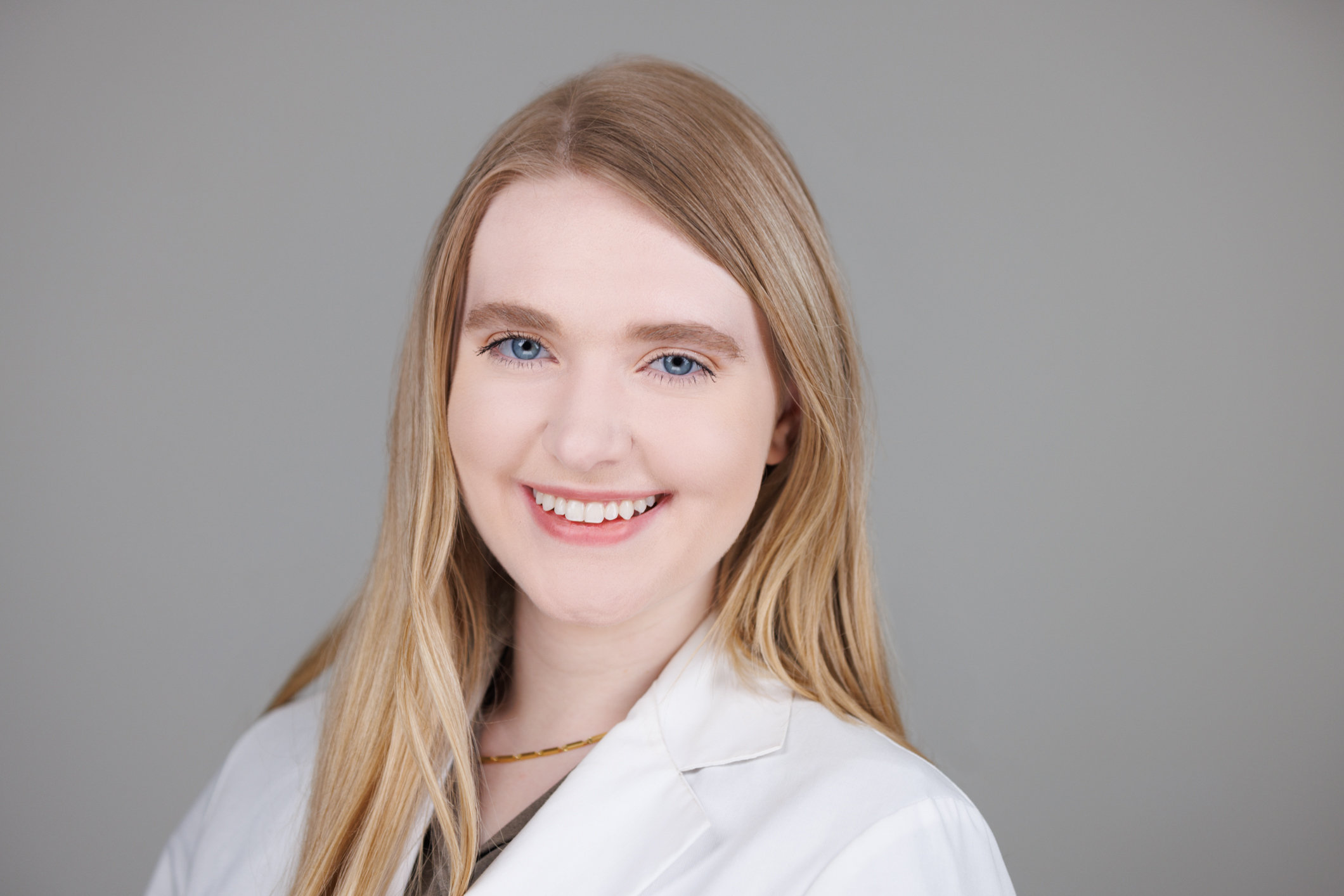 Capturing Professional Headshots: The Power of a Strong Image - Martina ...