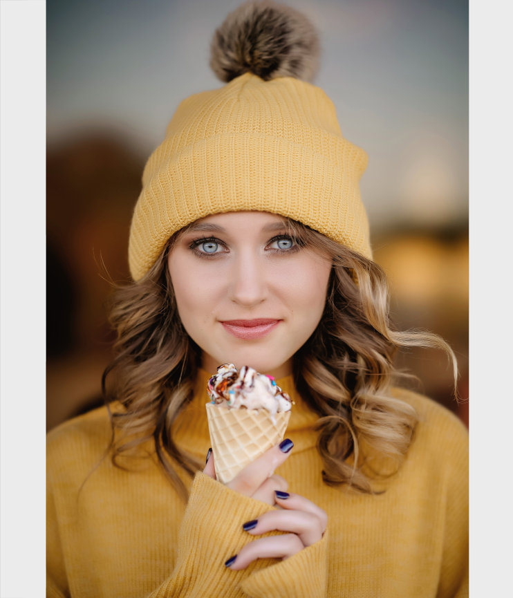 Women: 18-29 - Red Models & Talent