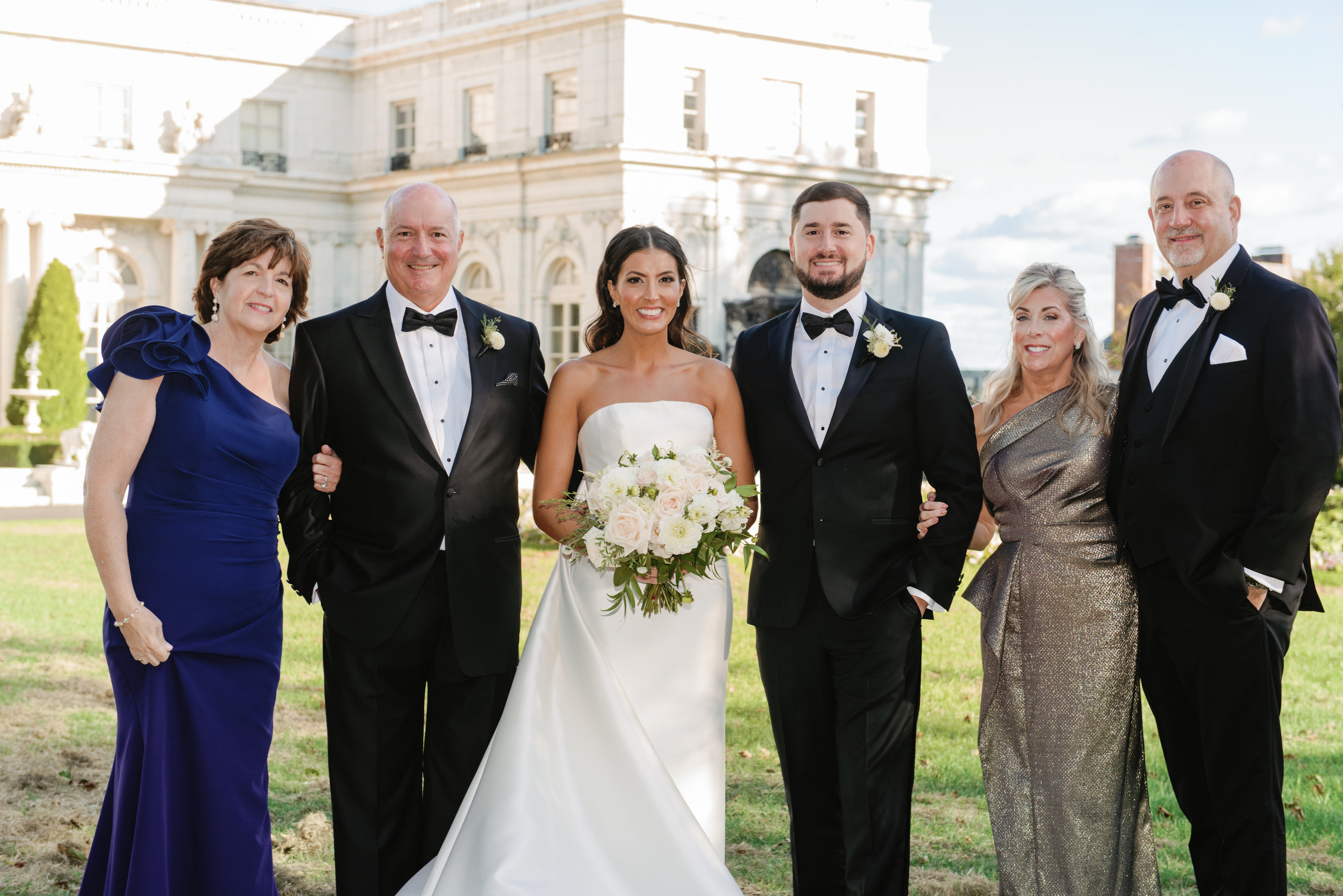 Kelsey + Collin / Rosecliff Mansion - Ludwig Photography
