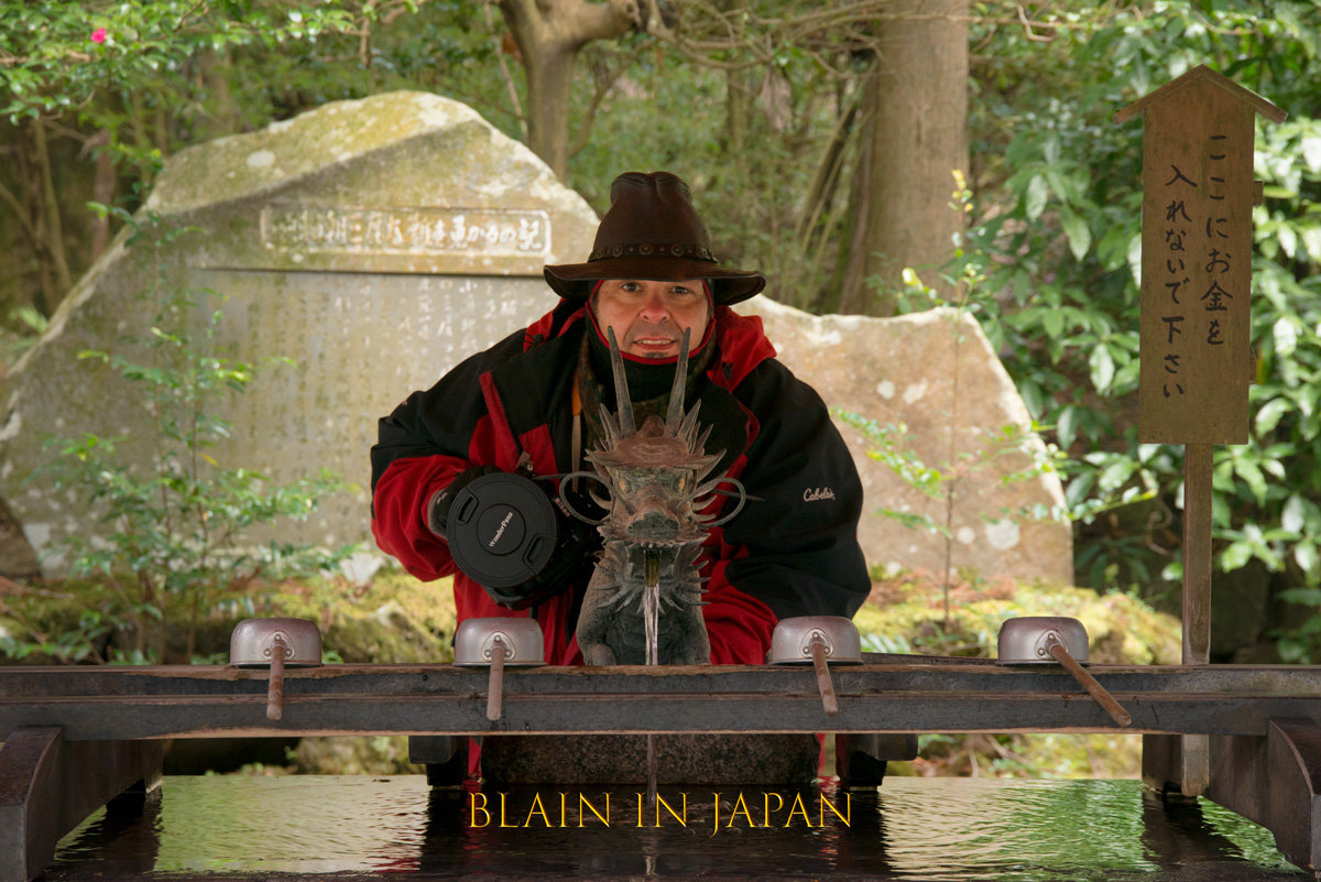Water Purification Rituals in Japan - Blain Harasymiw Photography