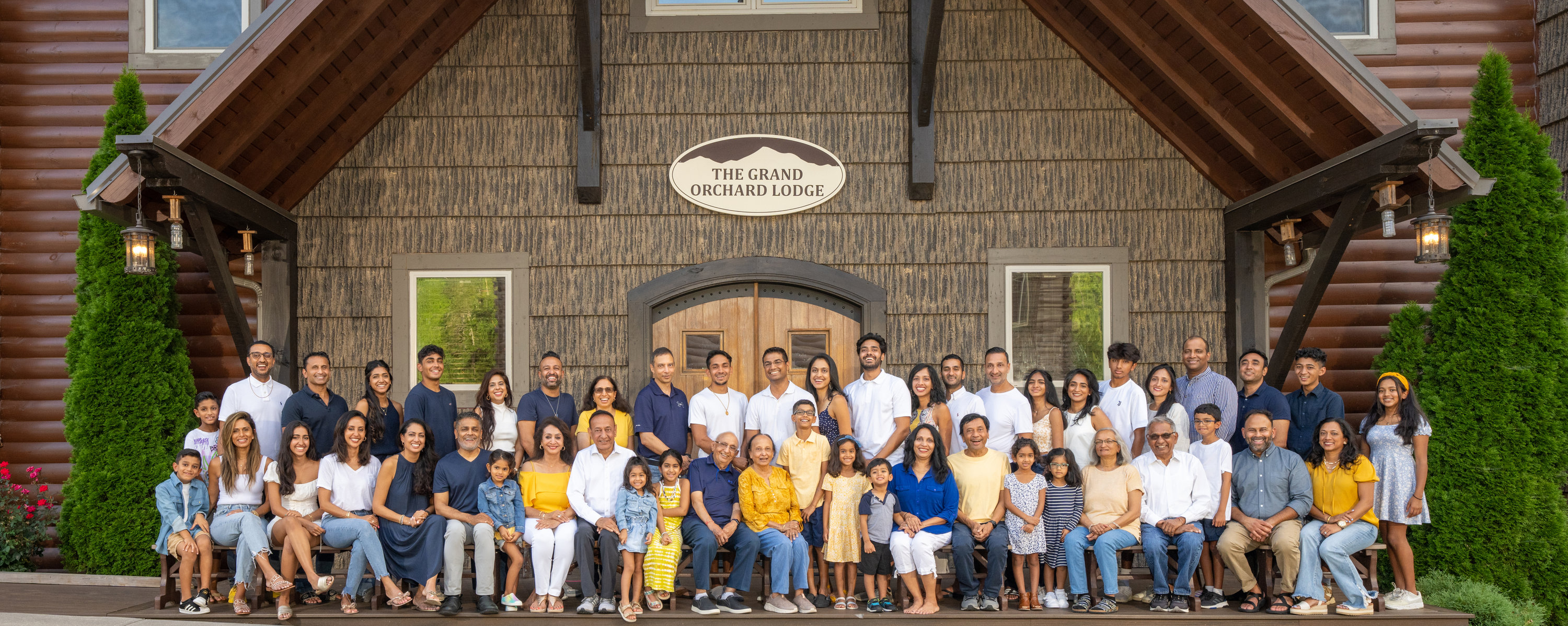 Large Family Groups - Don Fields Photography