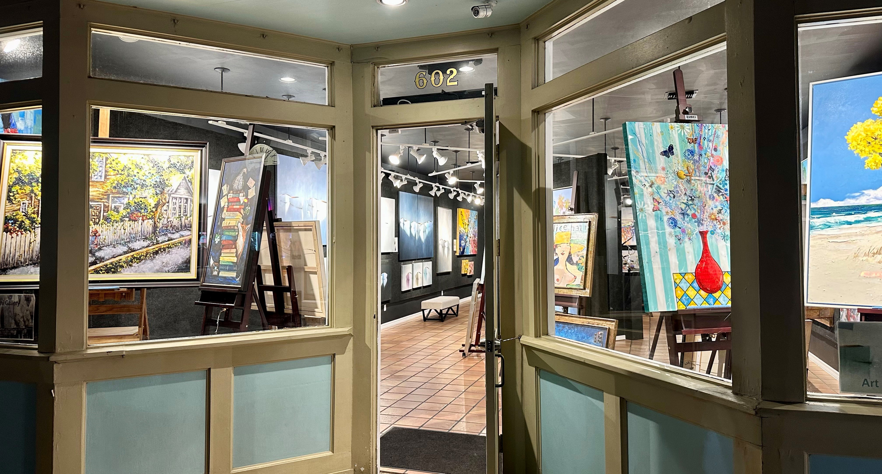 Key West Art Gallery | Art On Duval, A Procaccini Gallery