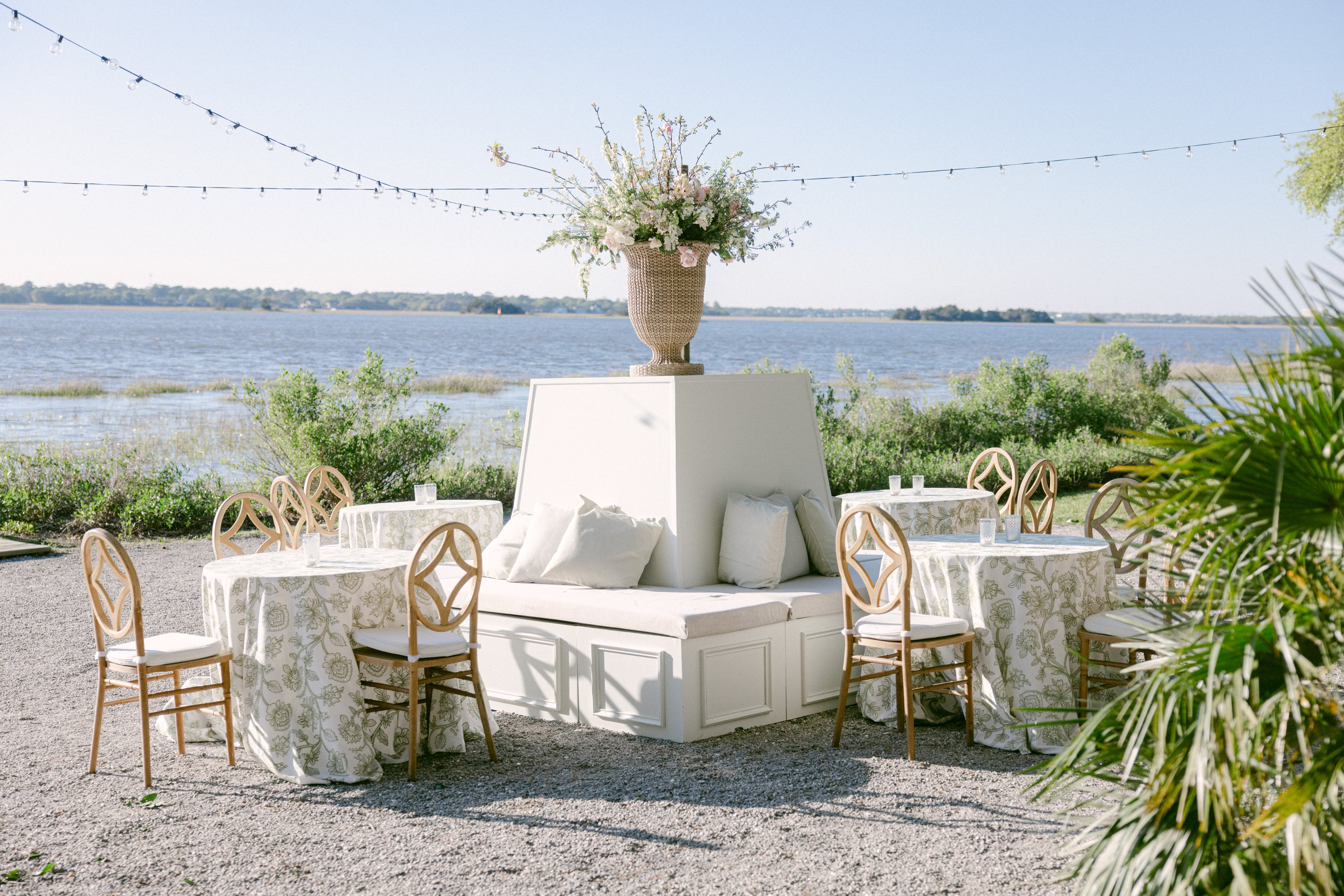 Lowndes Grove Spring Wedding - Ava Moore Photography