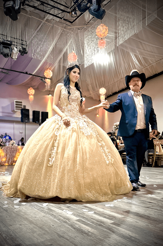 GALLERY - Salon Brandy