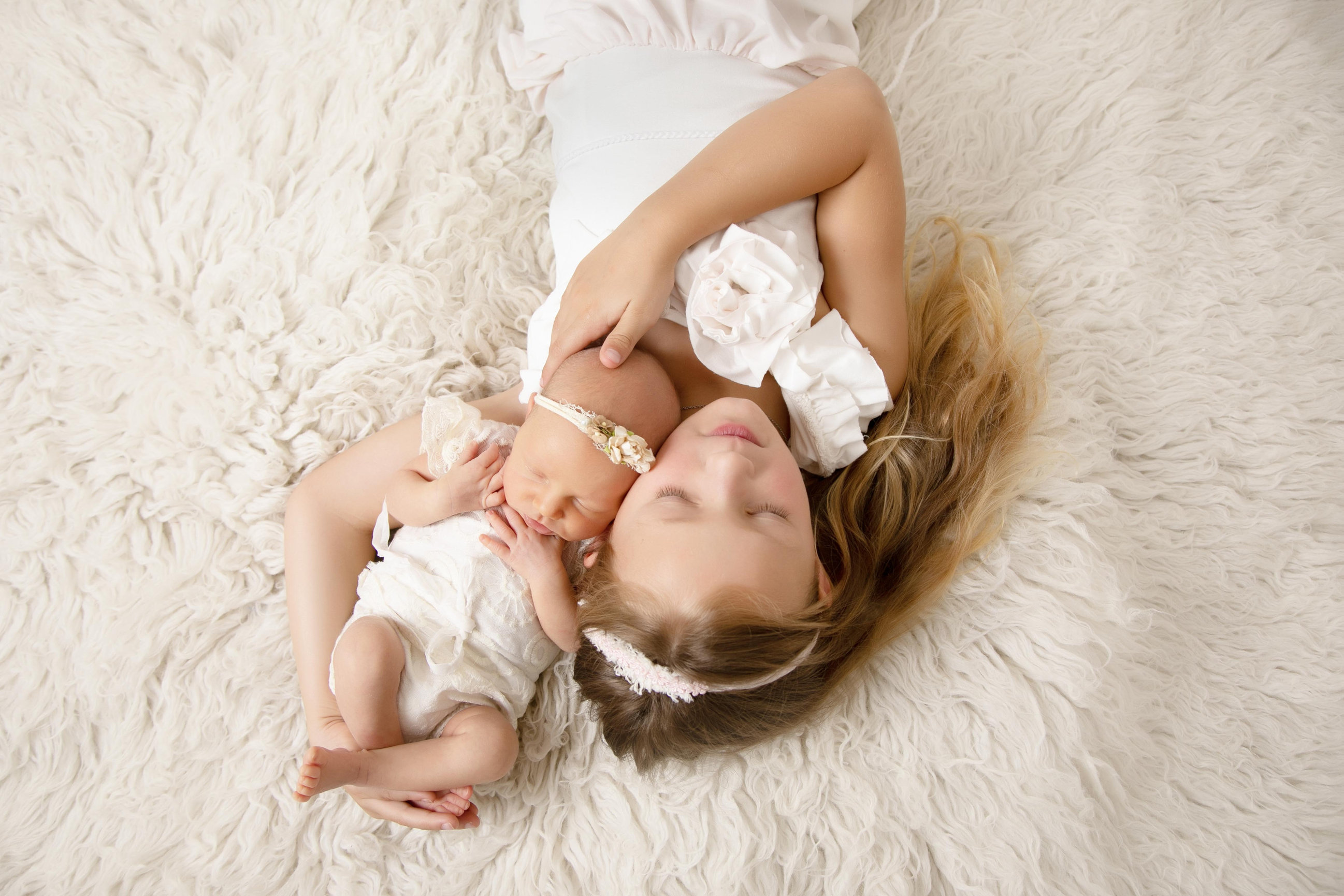 Emma Hutch Photography | Melbourne Newborn Baby Photography | Family ...