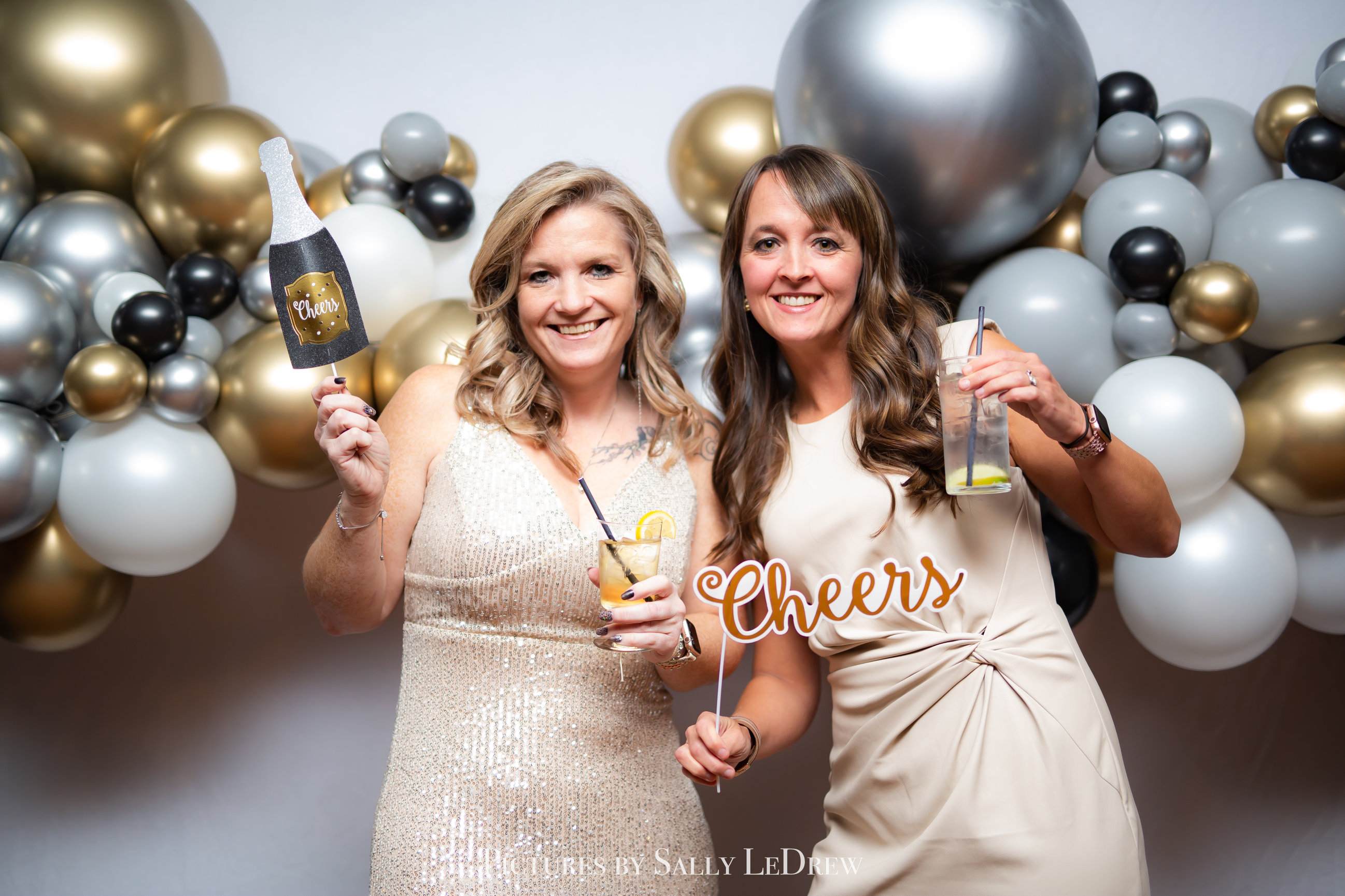 Balloon Installment Photo Booth - Pictures by Sally LeDrew Photography ...