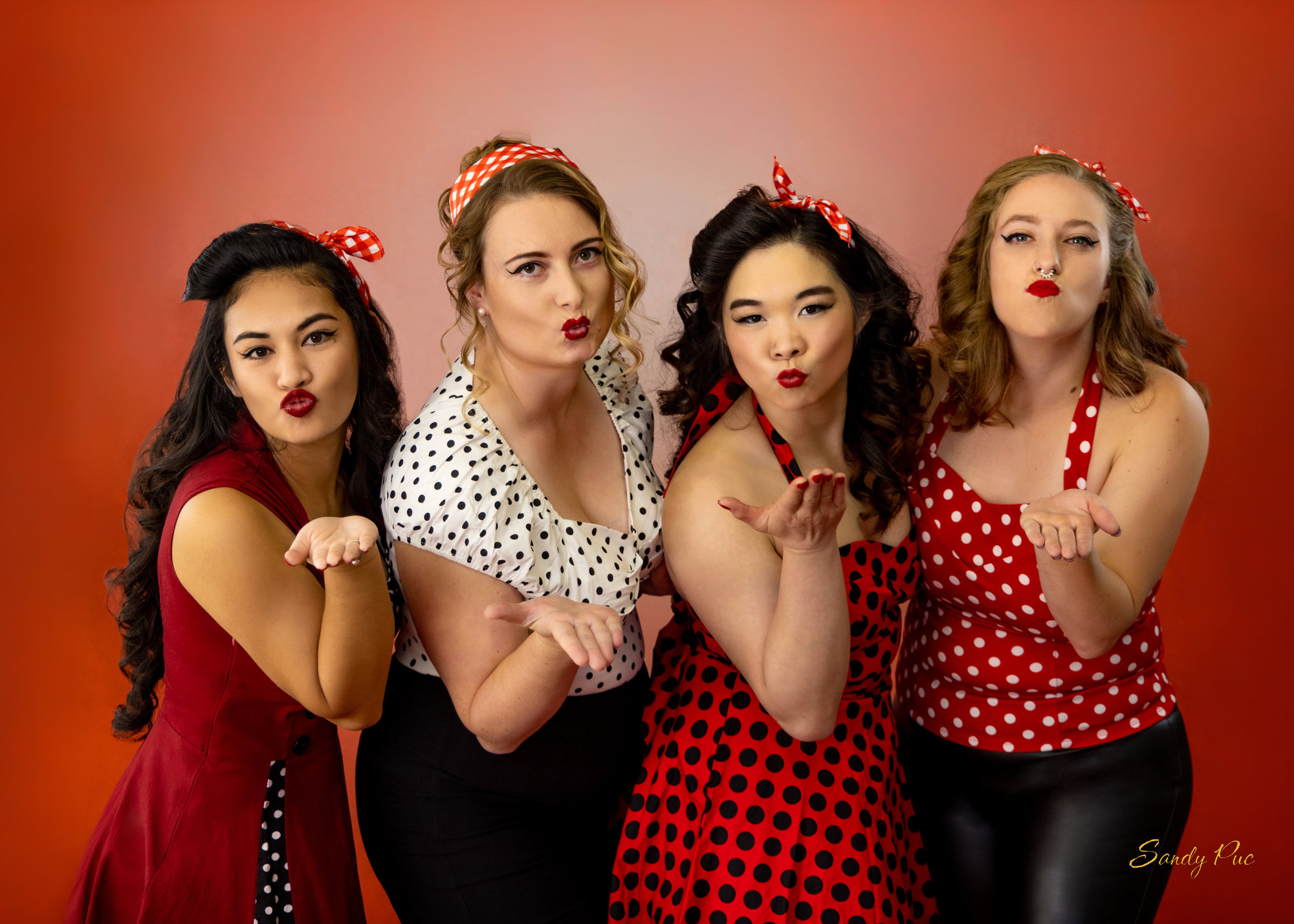 PIN-UP PARTY - Sandy Puc Photography