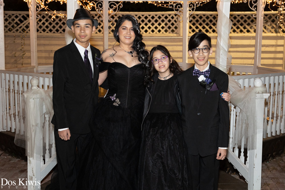 Anita & John Helmkamp Friday the Thirteen, January 2023 - Dos Kiwis ...