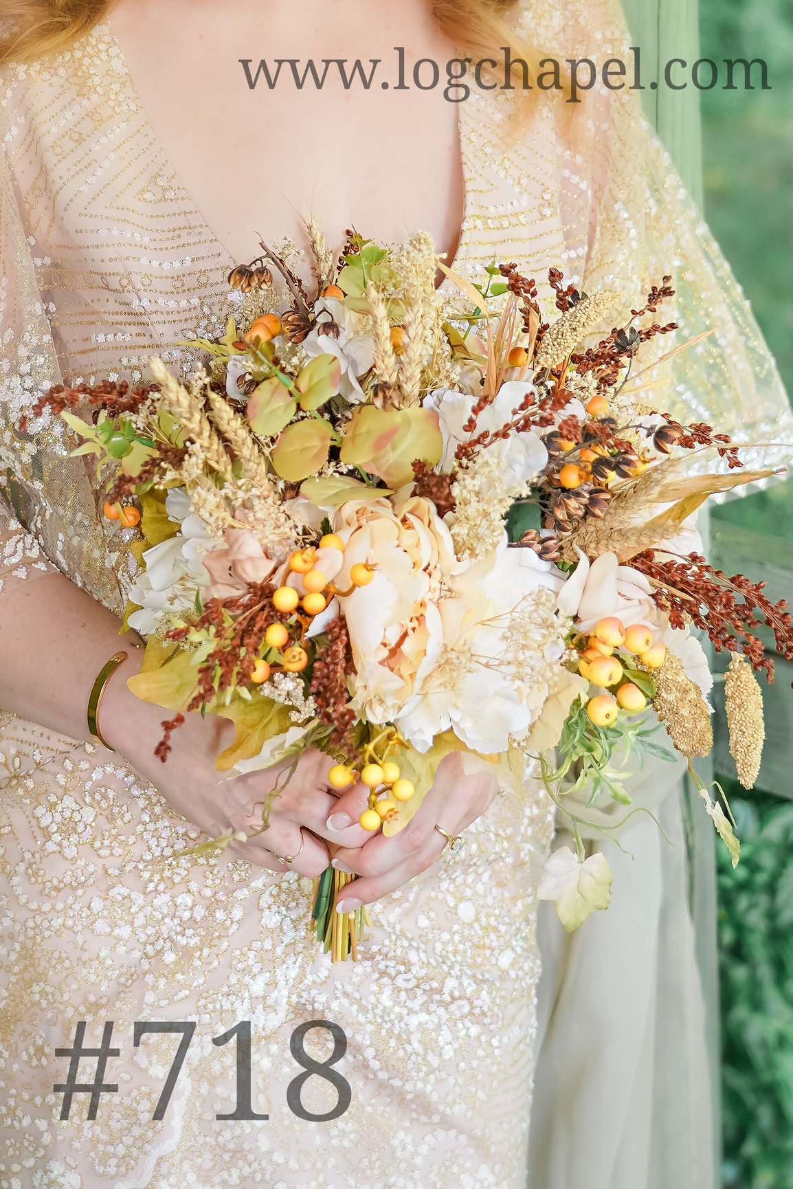 Neutral Flowers - Gatlinburg's Little Log Wedding Chapel