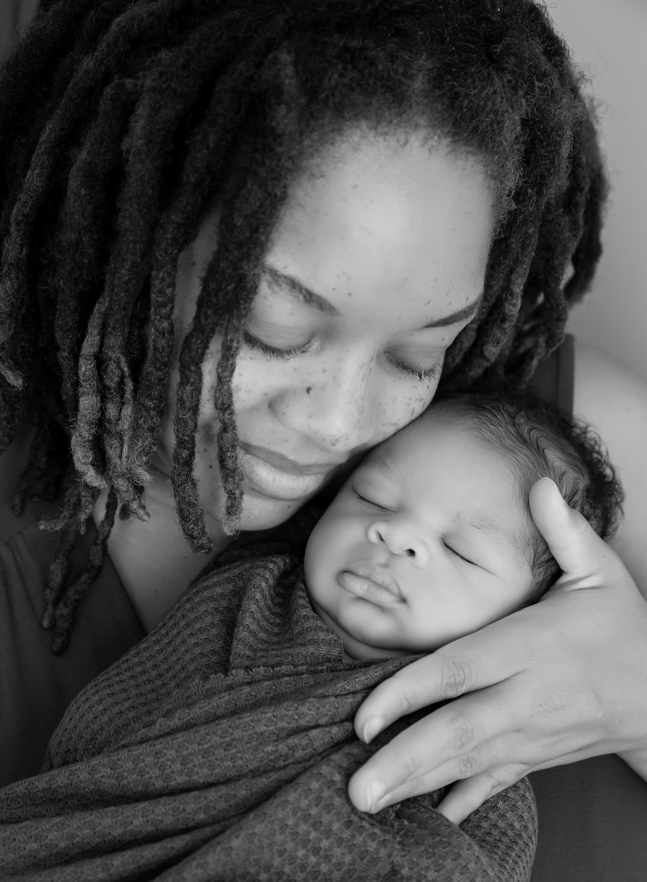 Aaron's In-home Newborn Session