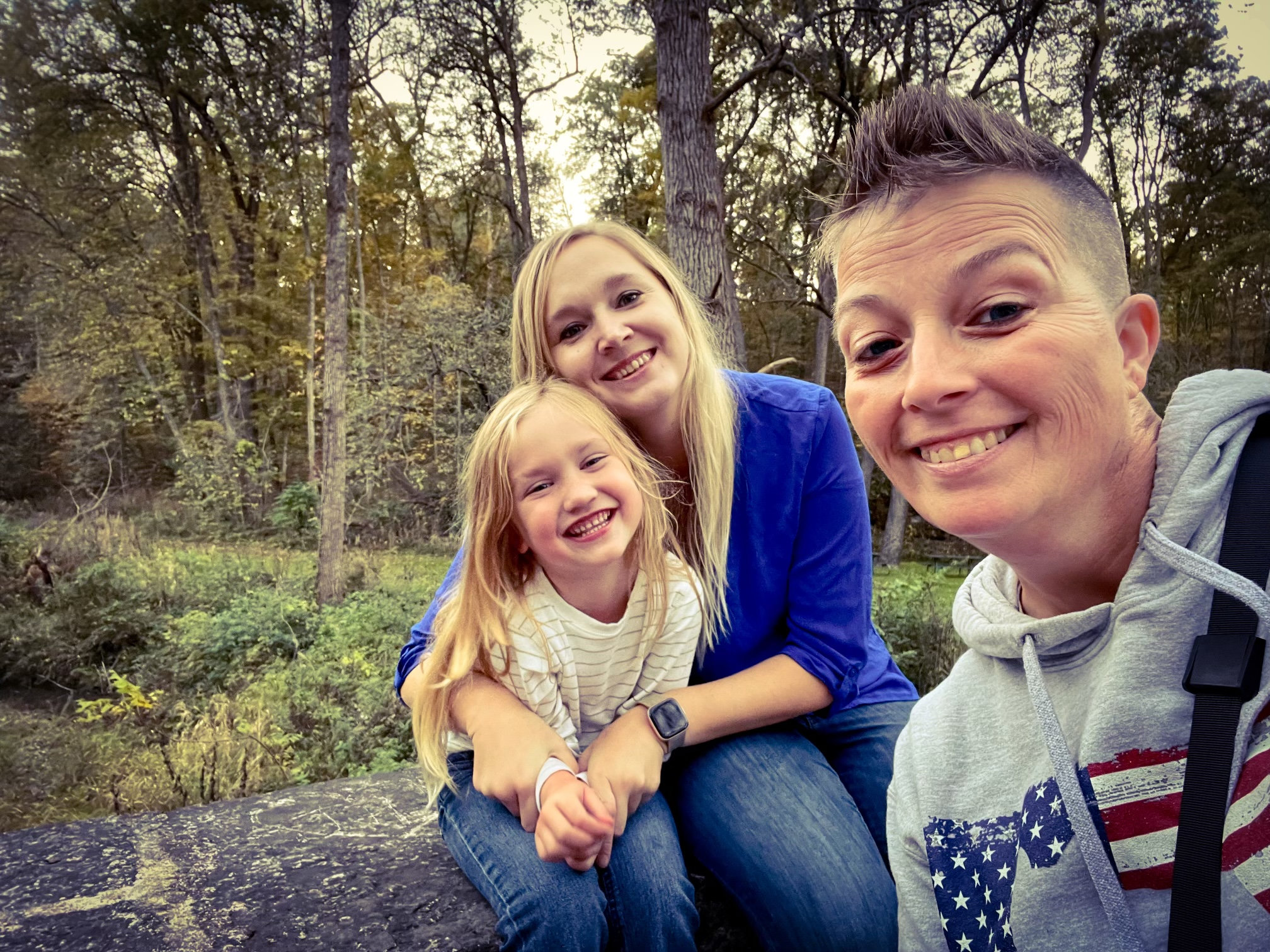 SIGNATURE SELFIE! - Jessica Barnhart