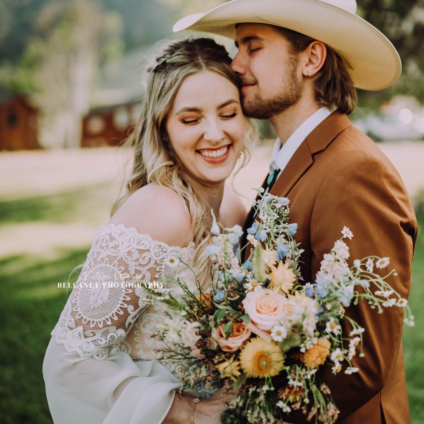 Plan an Elopement to Salmon, Idaho, Idaho Wedding Photographer
