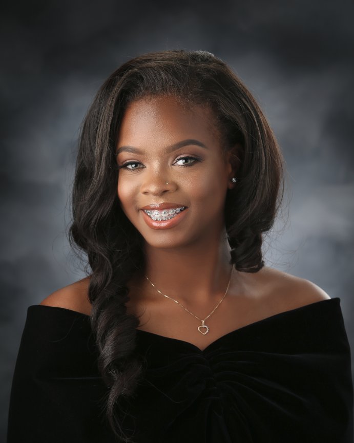 Senior Portrait Photography Studio